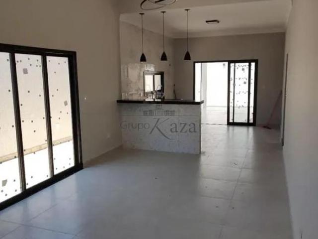 Casa Condomínio Caçapava Condomínio Reservas do Vale 3 Dormitórios 135m²