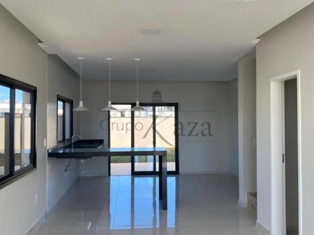 Casa Condomínio Caçapava Malibu Residencial 3 Dormitórios 180,52m²