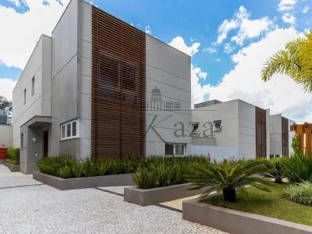 Casa Condomínio Chácara Santo Antônio 4 Dormitórios 525m²