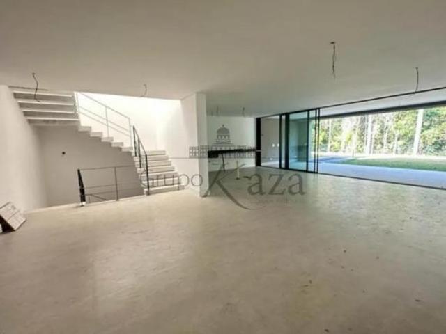 Casa Condomínio Chácara Santo Antônio 4 Dormitórios 943,83m²