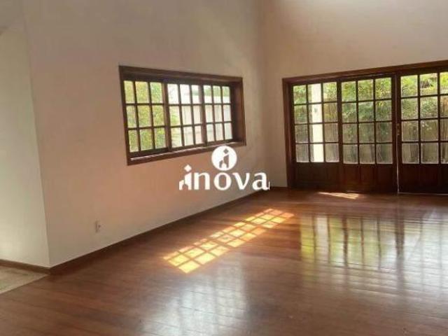 Casa Condomínio à venda, 4 quartos, 2 suítes, 4 vagas, Recanto das Torres, Condomínio Uberaba/MG
