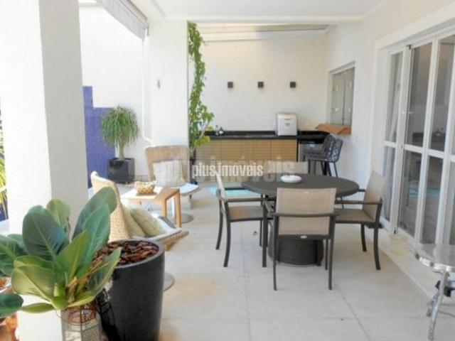 Casa Condomínio Alto Padrão