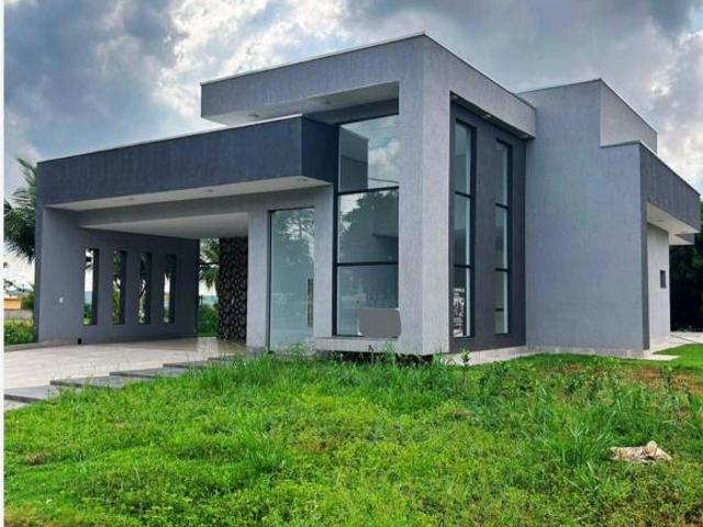 CASA CONDOMÍNIO ALDEIA DOS SONHOS Casa em Condomínio com 3 Quarto s por R$ 1500000.00 no setor Zon