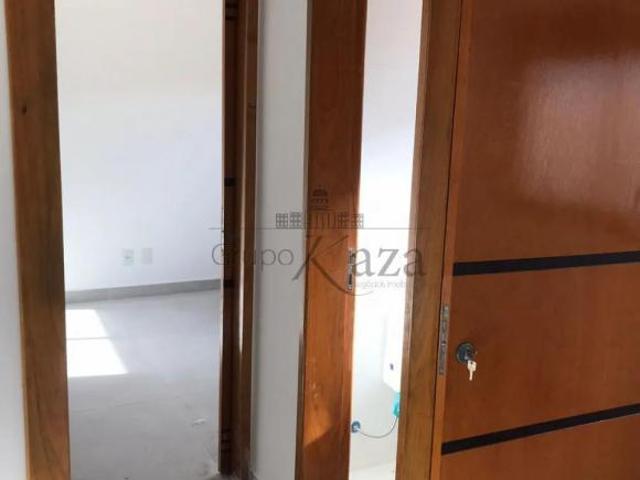 Casa Condomínio Bairro do Grama Caçapava Condomínio Terras do Vale 3 Dormitórios 150m²