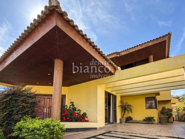 Casa condomínio Beau Rivage 4 quartos e 3 vagas