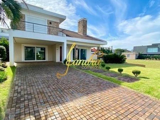Casa condomínio Beira mar de alto padrão 05 suites