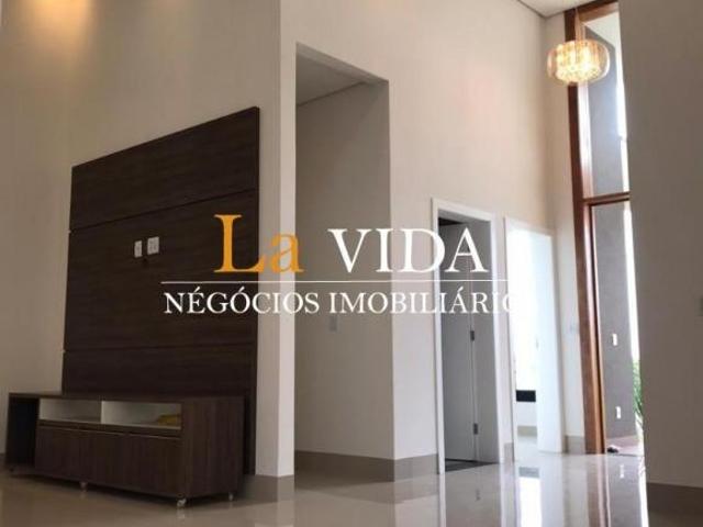 Casa Condomínio Gaivota II 3 quartos com suíte sendo 1 suíte Master 5 banheiros 1 escritório Sala