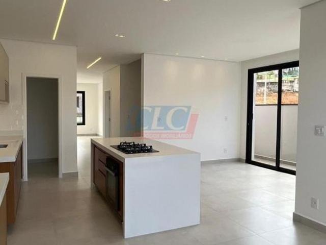 Casa Condomínio Gran Reserve 3 suítes Condomínio Clube com área de mata
