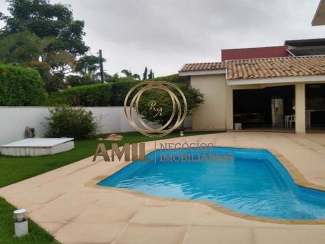 Casa /CONDOMÍNIO DO TAUBATÉ VILLAGE / 04 dormitórios sendo 3 suites / 533m²/ Taubaté