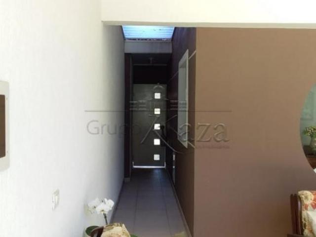 Casa Condomínio em Caçapava