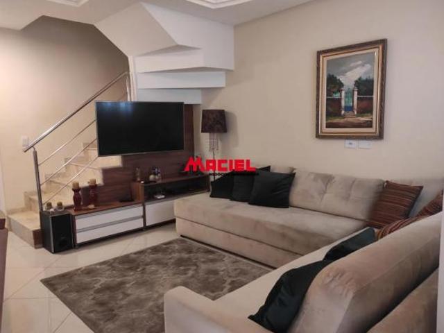 Casa Condomínio em Jacareí