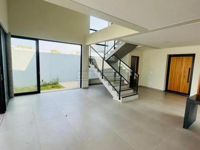 Casa Condomínio em São Carlos