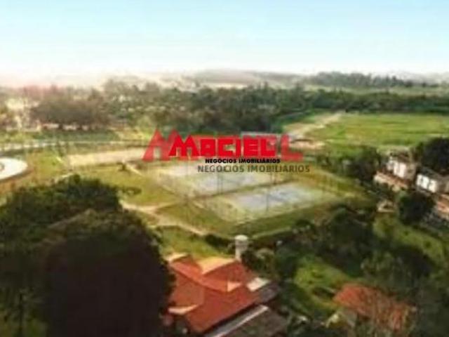 Casa Condomínio em São José dos Campos