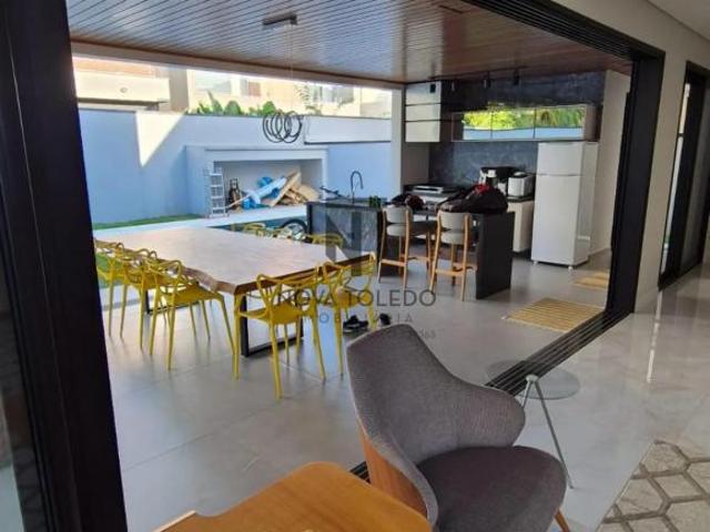 Casa Condomínio em São José dos Campos