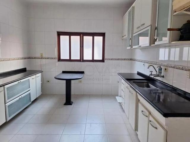 Casa Condomínio em São José dos Campos