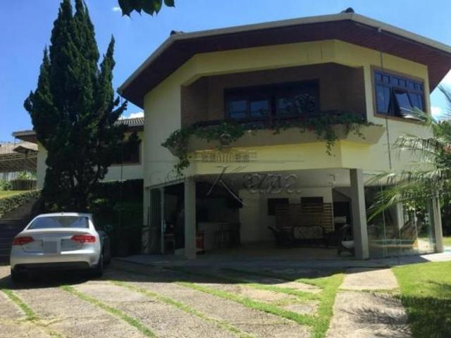 Casa Condomínio em São José dos Campos