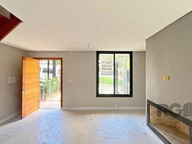 Casa Condominio em Porto Alegre, no bairro Tristeza, com 3 dormitório s, e 3 banheiros, à venda