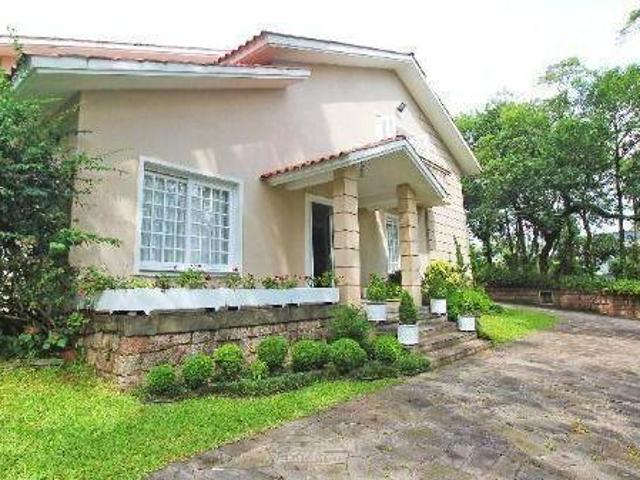 Casa Condominio em Porto Alegre, no bairro Cascata, com 3 dormitório s, e 3 ban