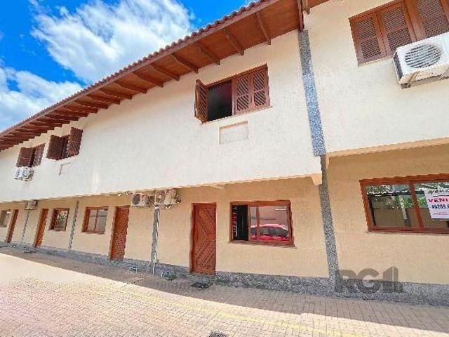 Casa Condominio em Porto Alegre, no bairro Coronel Aparício Borges, com 2 dormitório s, e 2 banheir