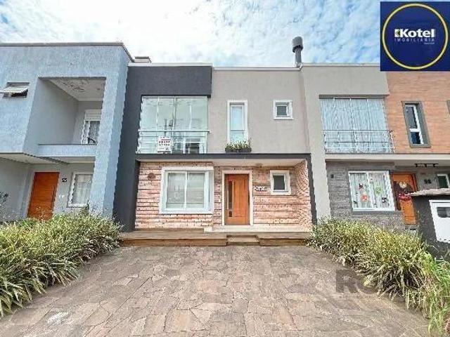 Casa Condominio em Porto Alegre, no bairro Hípica, com 3 dormitório s, e 3 banh
