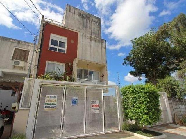 Casa Condominio em Porto Alegre, no bairro Ipanema, com 2 dormitório s, e 2 ban
