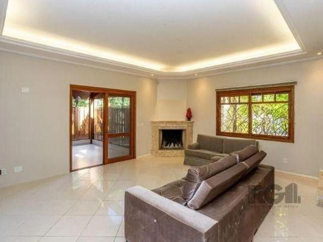 Casa Condominio em Porto Alegre, no bairro Jardim Isabel, com 3 dormitório s, à venda