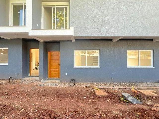 Casa Condominio em Porto Alegre, no bairro Nonoai, com 2 dormitório s, e 2 banheiros, à venda
