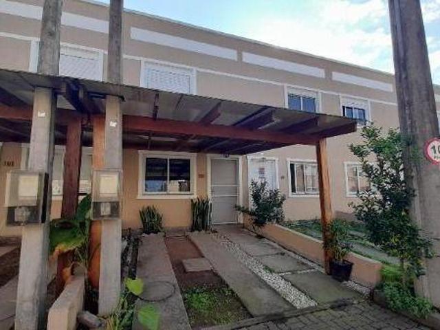 Casa Condominio em Porto Alegre, no bairro Restinga, com 2 dormitório s, e 2 banheiros, à venda