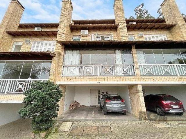 Casa Condominio em Porto Alegre, no bairro Sétimo Céu, com 4 dormitório s, e 4