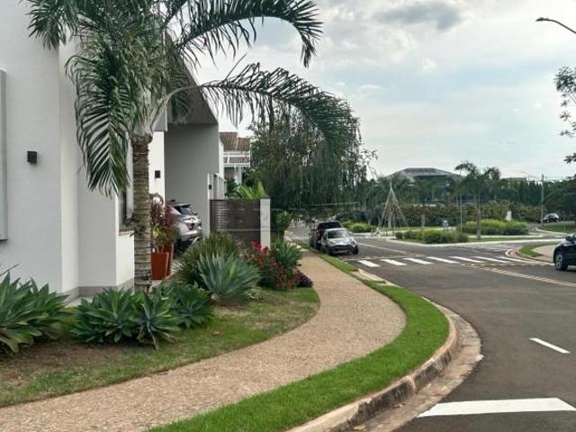Casa Condomínio em Paulinia