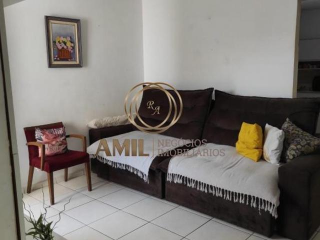 Casa / Condomínio / Eugênio de Melo / 03 dormitórios / Quintal com churrasqueira / 80m² / São José d