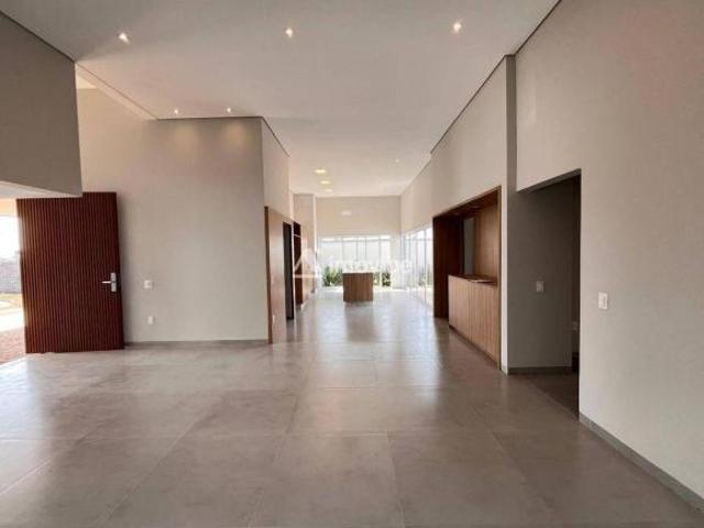 CASA CONDOMÍNIO FORTALEZA I 3 SUÍTES