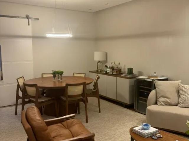 Casa Condomínio Fechado 4 Suítes, 5 Vagas 223,90m²