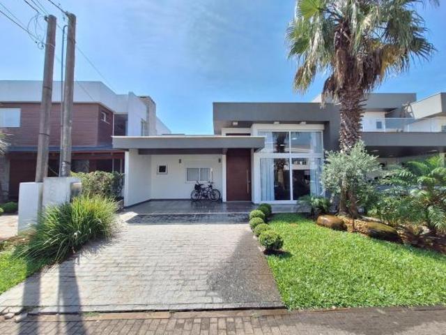 Casa condomínio fechado 03 quartos,03 suítes a venda praia Xangri Lá