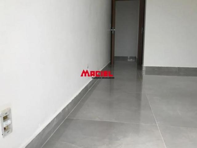 Casa Condomínio fechado 3 SUÍTES ALTO PADRÃO SUÍTE DO CASAL COM MÓVEIS PLANEJADOS E AR CONDI