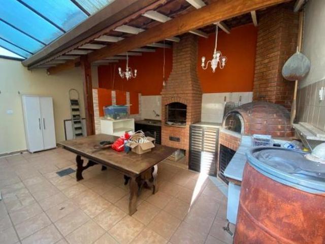 CASA CONDOMINIO FECHADO VILA SAO FRANCISCO 3 QUARTOS E 2 VAGAS PRONTO MORAR!