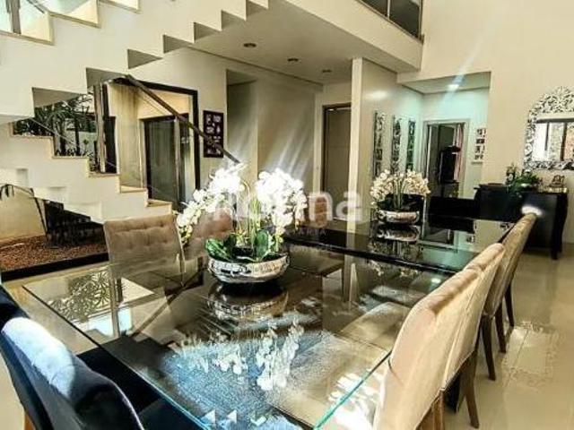 Casa Condomínio Fechado à venda, 4 quartos, Cond. Jardins Genova Uberlândia/MG Rotina Imobiliári