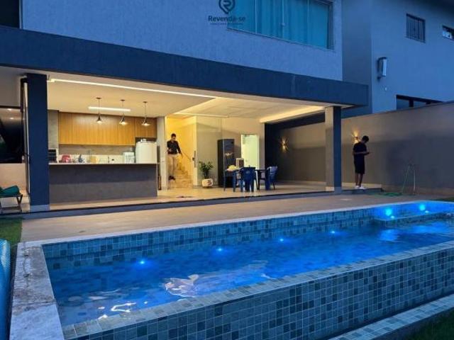 Casa condomínio fechado alto padrão mobiliada 5 minutos flamboyant