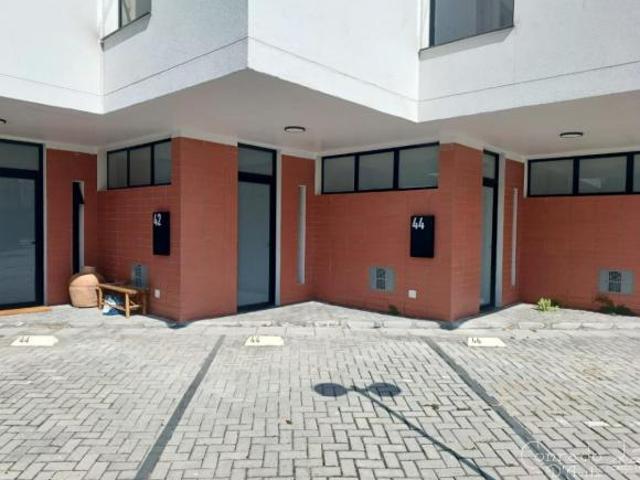 casa condomínio fechado itagua