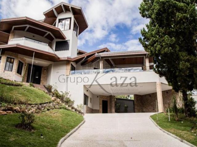 Casa Condomínio Jardim das Colinas Condomínio Jardim das Colinas 5 Dormitórios 700m²