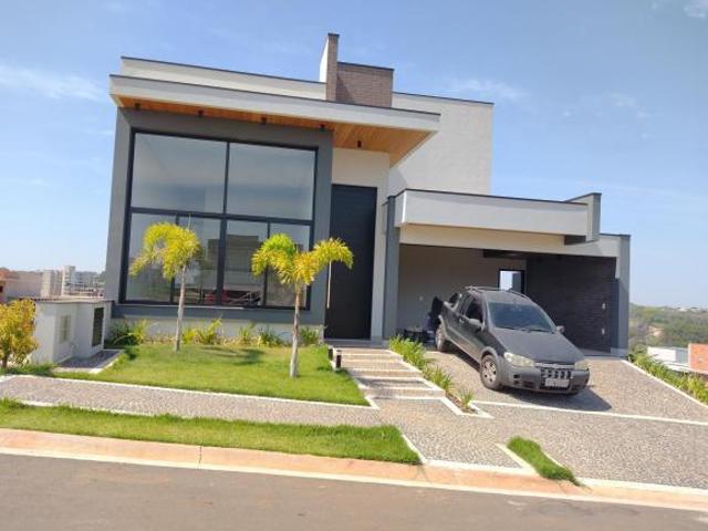 CASA CONDOMÍNIO LA DOLCE VITA