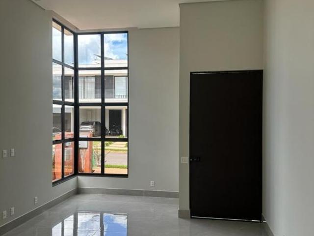 Casa Condominio Le Jardin 01 03 suítes