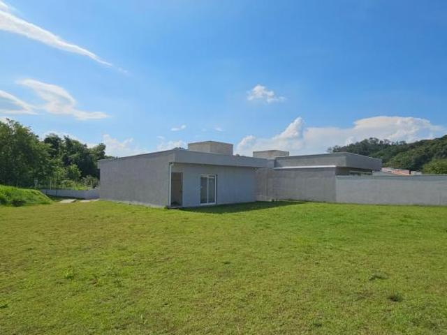 Casa Condomínio Le Vrai