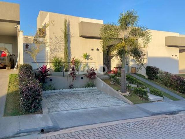 Casa Condominio Les Arcs Casa em Condomínio com 3 Quarto s à Venda por R$ 550000.00 no setor Sítios