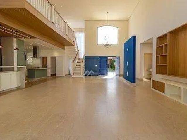 Casa condomínio Monte Carlo diferenciada