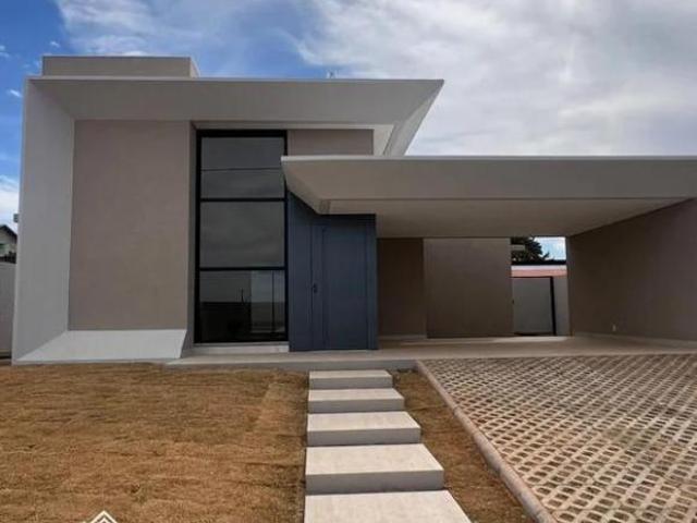 Casa Condomínio Mini Chácaras do Lago Sul 3 suítes + piscina