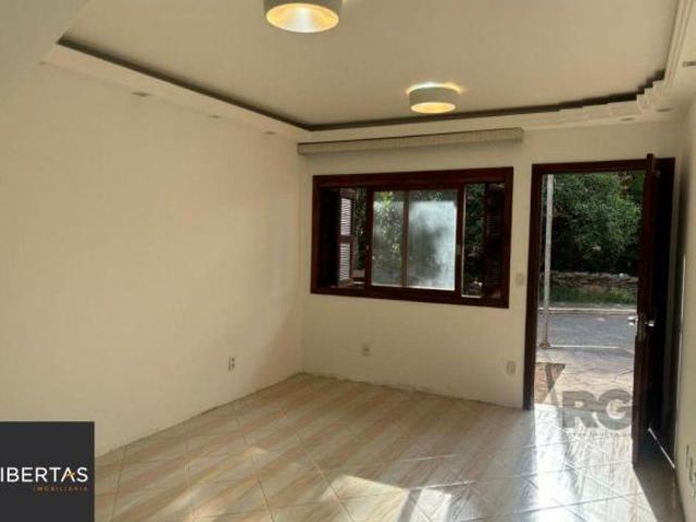 Casa Condominio no bairro Guarujá de 3 dormitórios 1 vaga