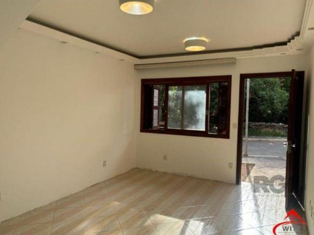 Casa Condominio no bairro Guarujá de 3 dormitórios 1 vaga