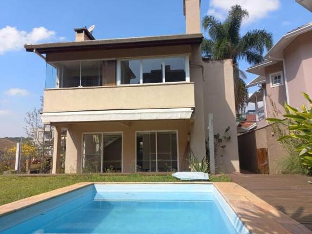 Casa Condomínio São Paulo II na Granja Viana