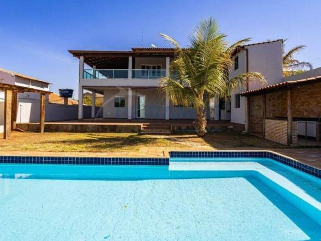 Casa Condominio Sobrado, ampla com 4 suítes, 600m² e espaço para 10 carros no Residencial Renascer –